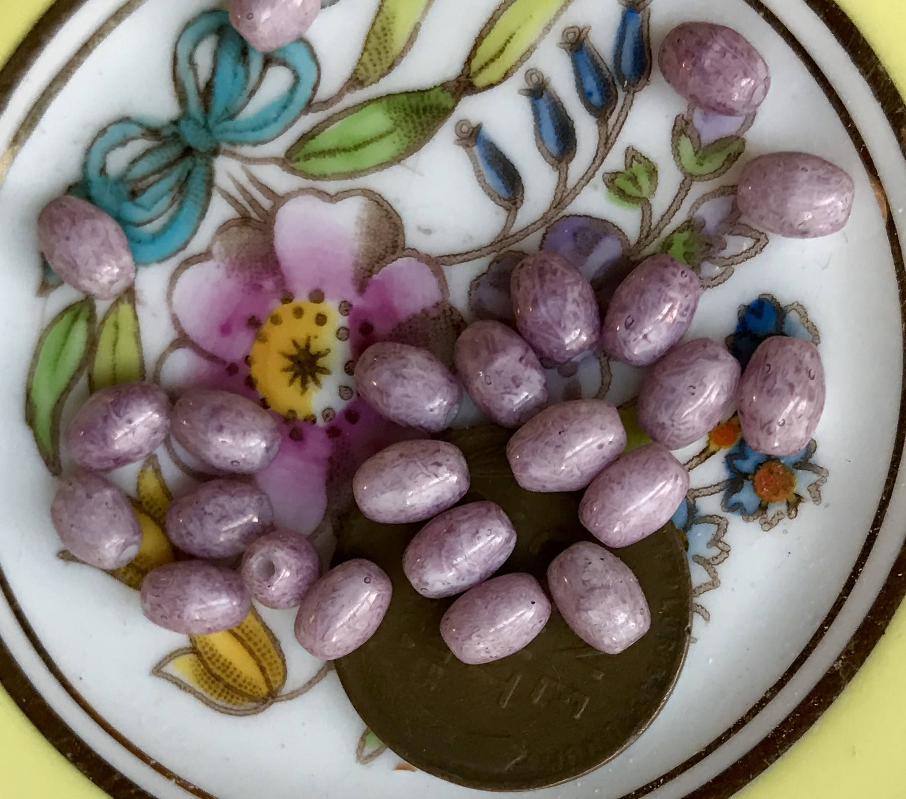 25 Vintage Glass Beads Rice Light Amethyst Old Rare Unusual | Etsy