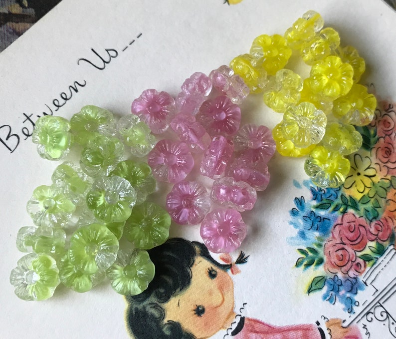 Vintage Flower Beads Vintage Glass Flower Beads Floral Etsy