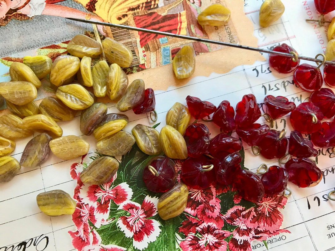 Ruby Flowers Beads, Ochre Leaves, Glass 13mm Flower, 8 Pcs - Etsy