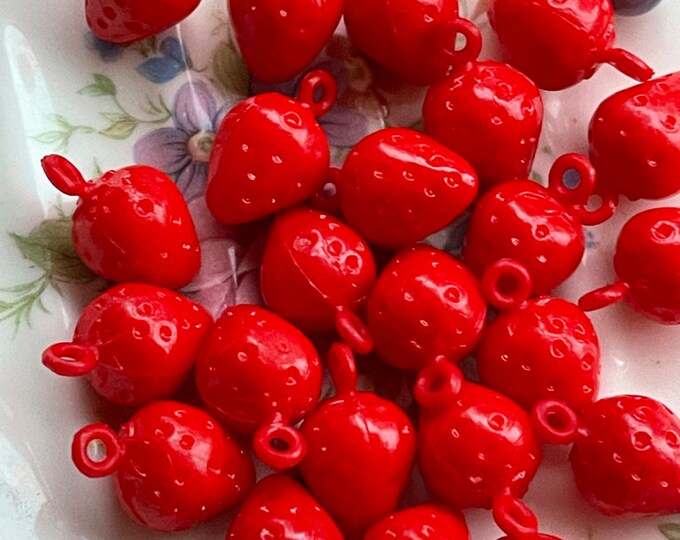 Vintage Glass Strawberry Beads, Dimpled Beads, Berry Beads, Red Berries ...