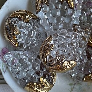 Vintage Hat Pin Topper, Glass Grape, 1pc - Etsy UK