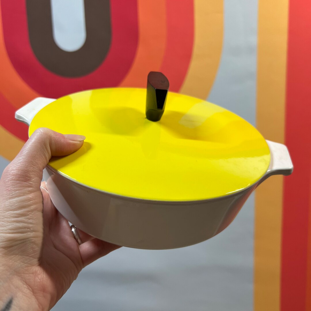 Vintage Mid Century Corningware Yellow Buffet Ceramic Lidded Dish 10 ...