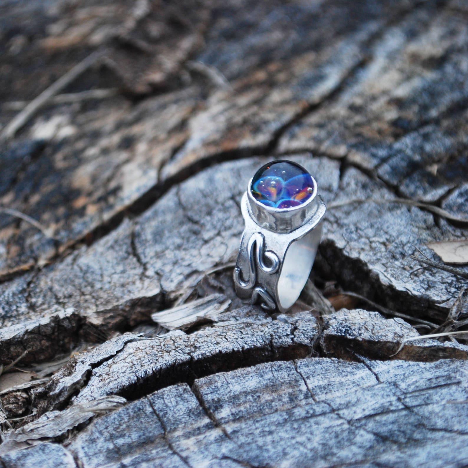 ABYSS - Sterling Silver Ring With Wire Scrolls, Lampwork Cabochon - Etsy