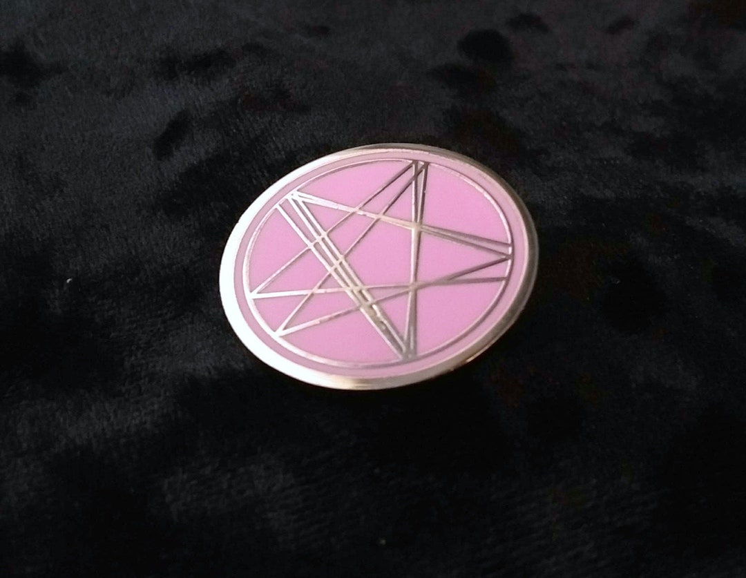 Chaos Star Pentagram Enamel Pin - Etsy