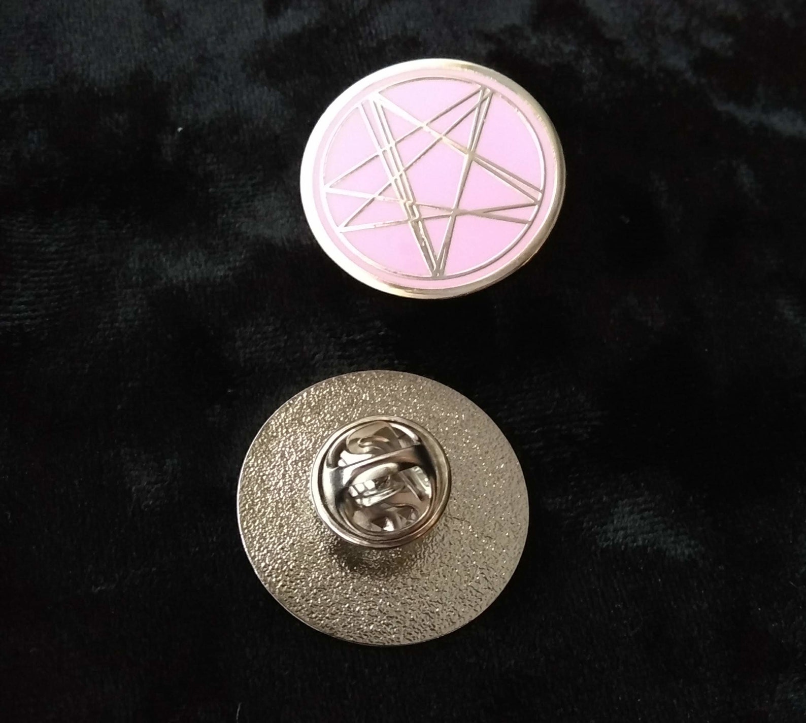 Chaos Star Pentagram Enamel Pin - Etsy
