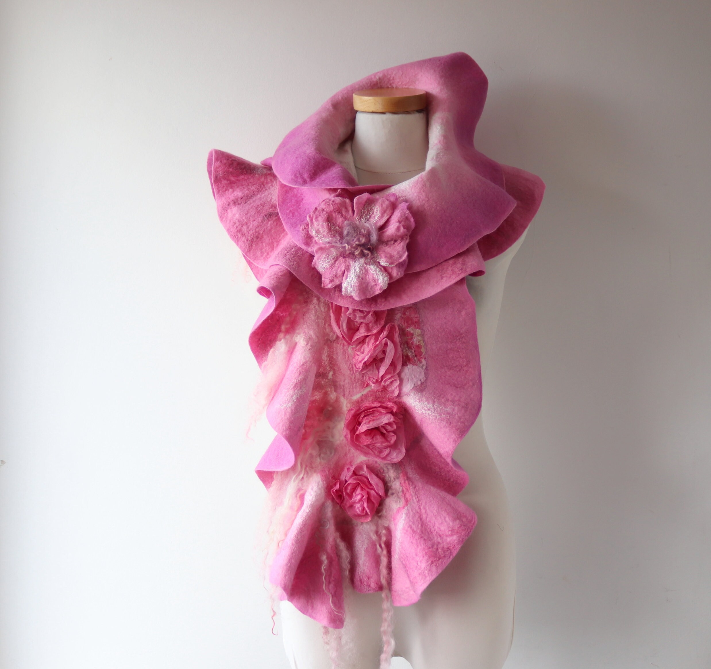 Felted scarf pink ruffle collar Pink women scarf Rose flower | Etsy