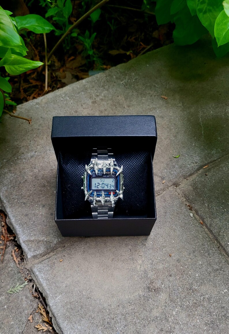 Custom Opium Alabaster CASIO Watch - Etsy