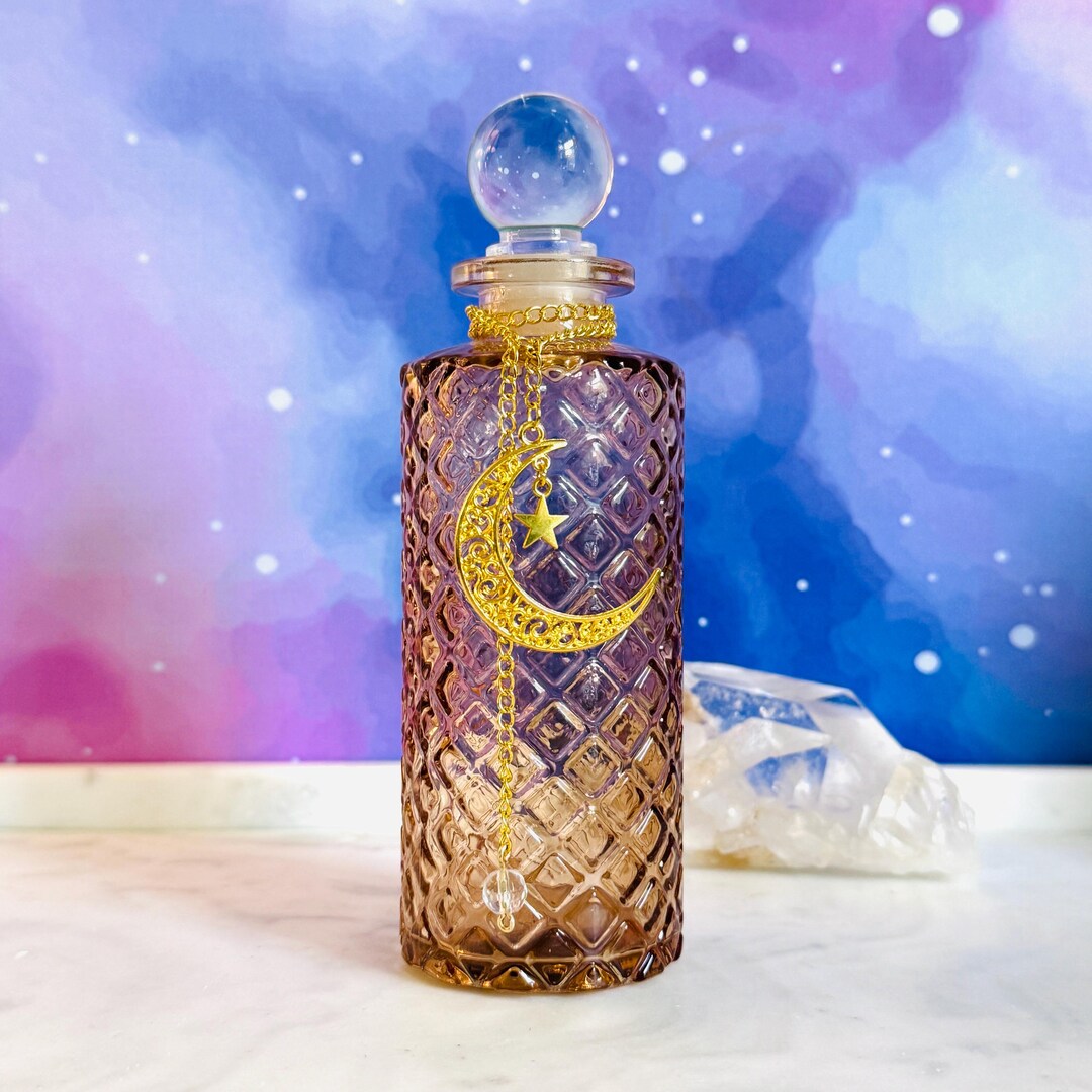 Amber Glass Moon Water Decanter Ritual Kit: Includes Clear Quartz ...