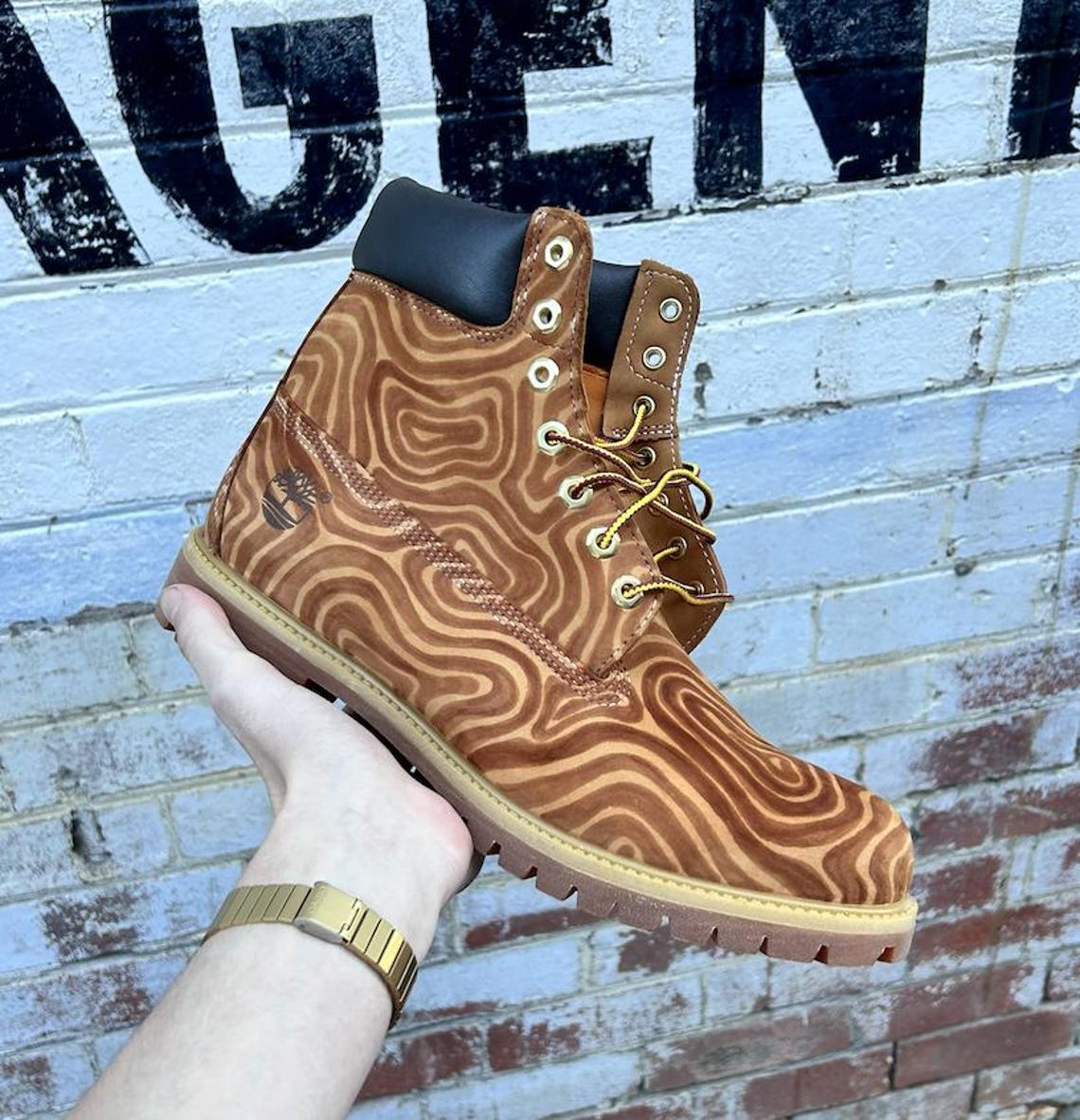 1 of 1 Custom Timberlands - Etsy