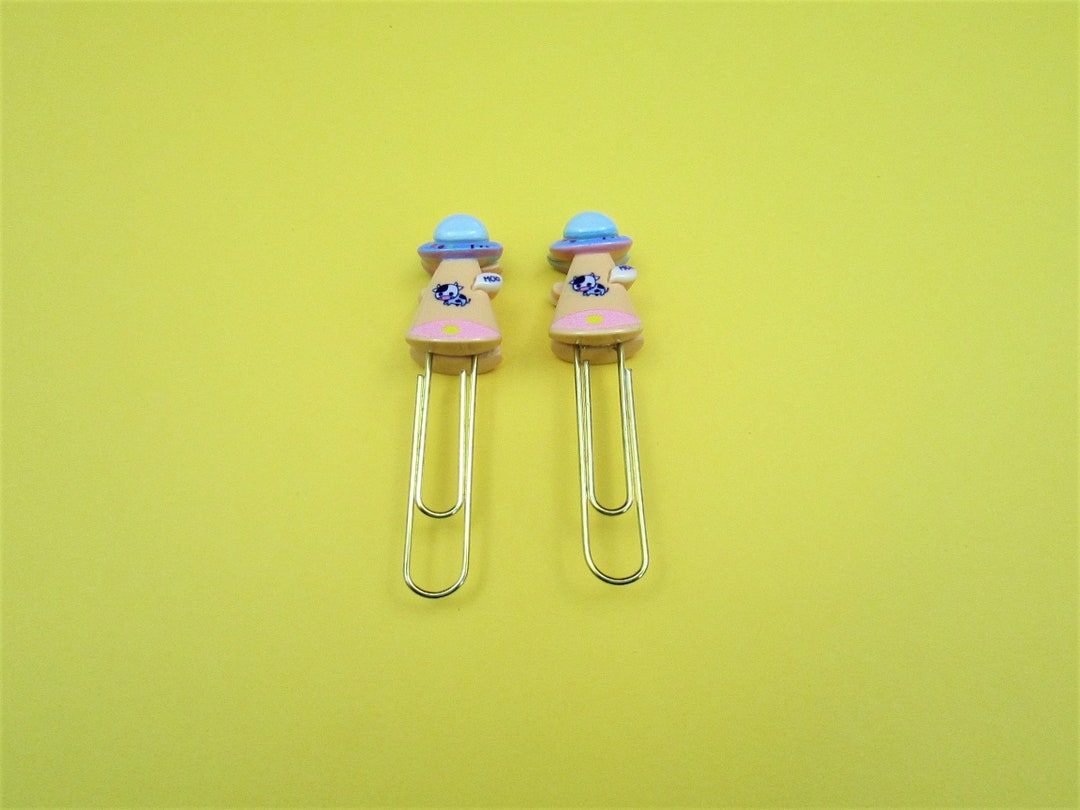 2 UFO Alien Abduction Jumbo Paper Clips Fun Work Space Planner ...