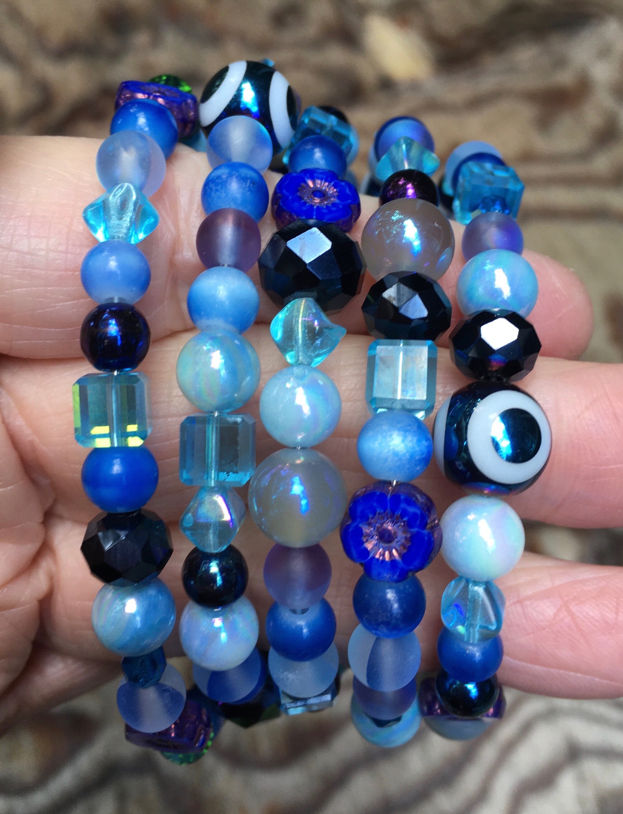 Premium Bead Bracelet oval memory wire 6-7 wrist - Etsy.de