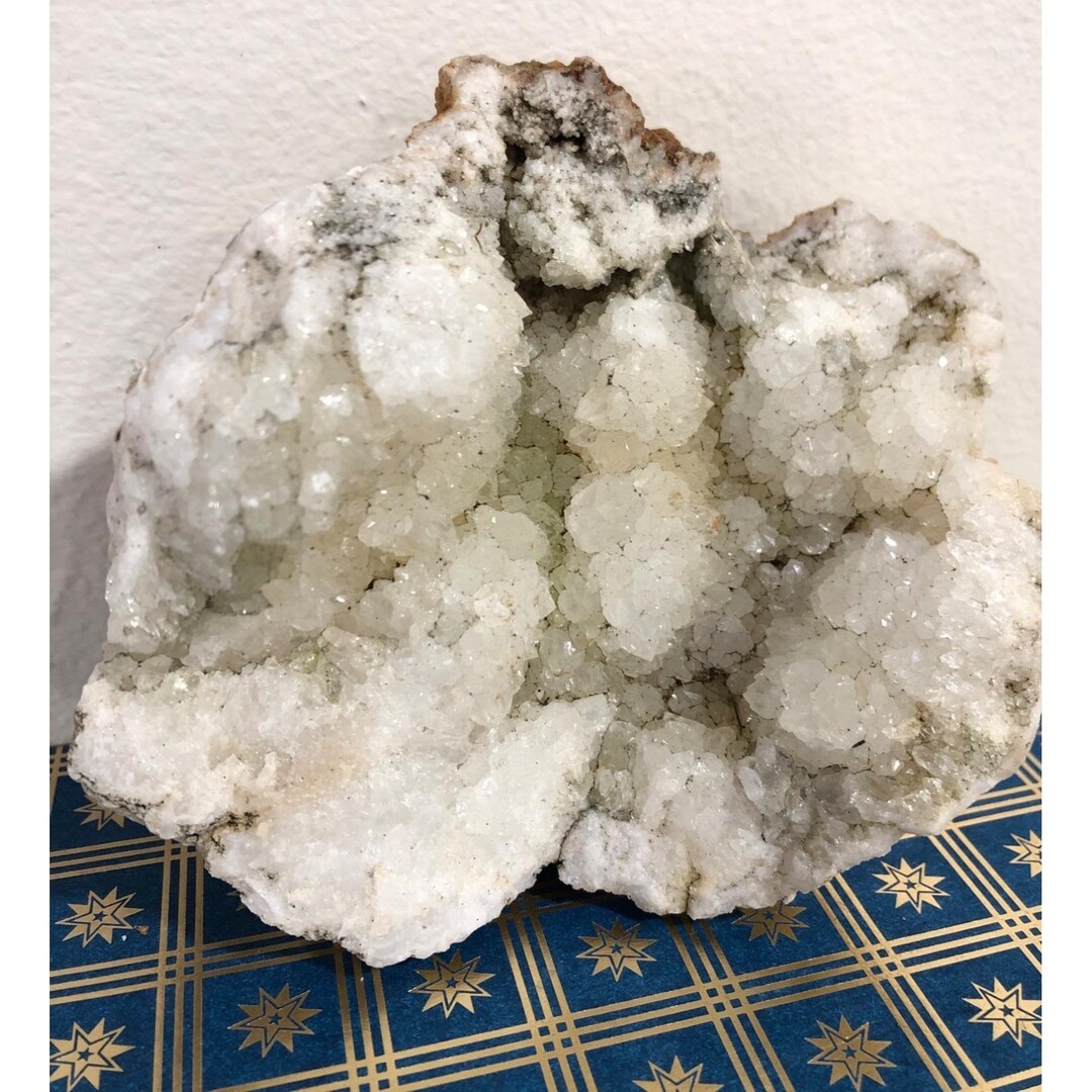 Indiana Geode With Sparkling Quartz Crystal Clusters Rocks Minerals ...