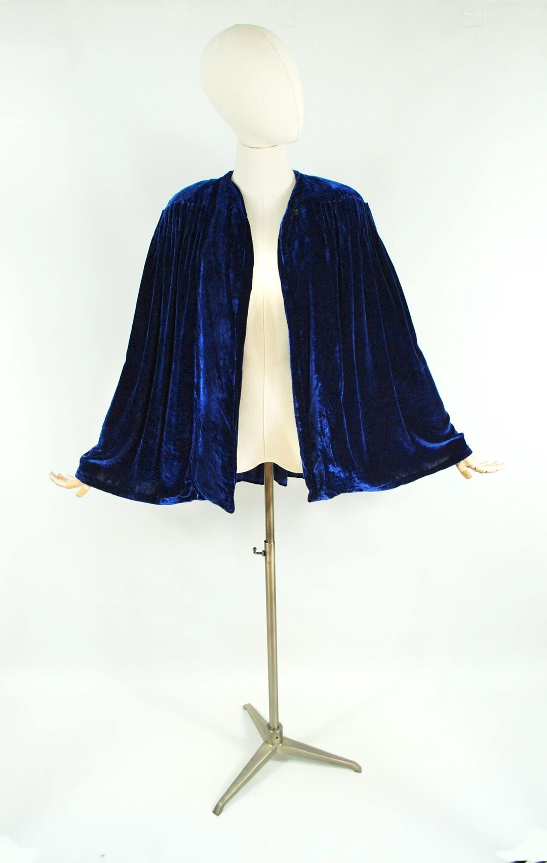 1930s 1940s Blue Velvet Capelet Marshall Field and Company After Five ...
