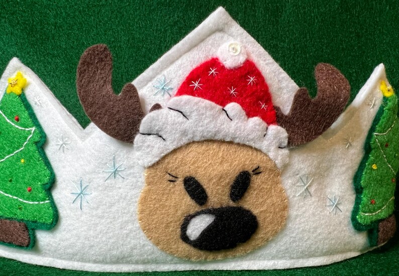 Christmas Felt Crown, Christmas Reindeer With Snowflake Ornaments ...