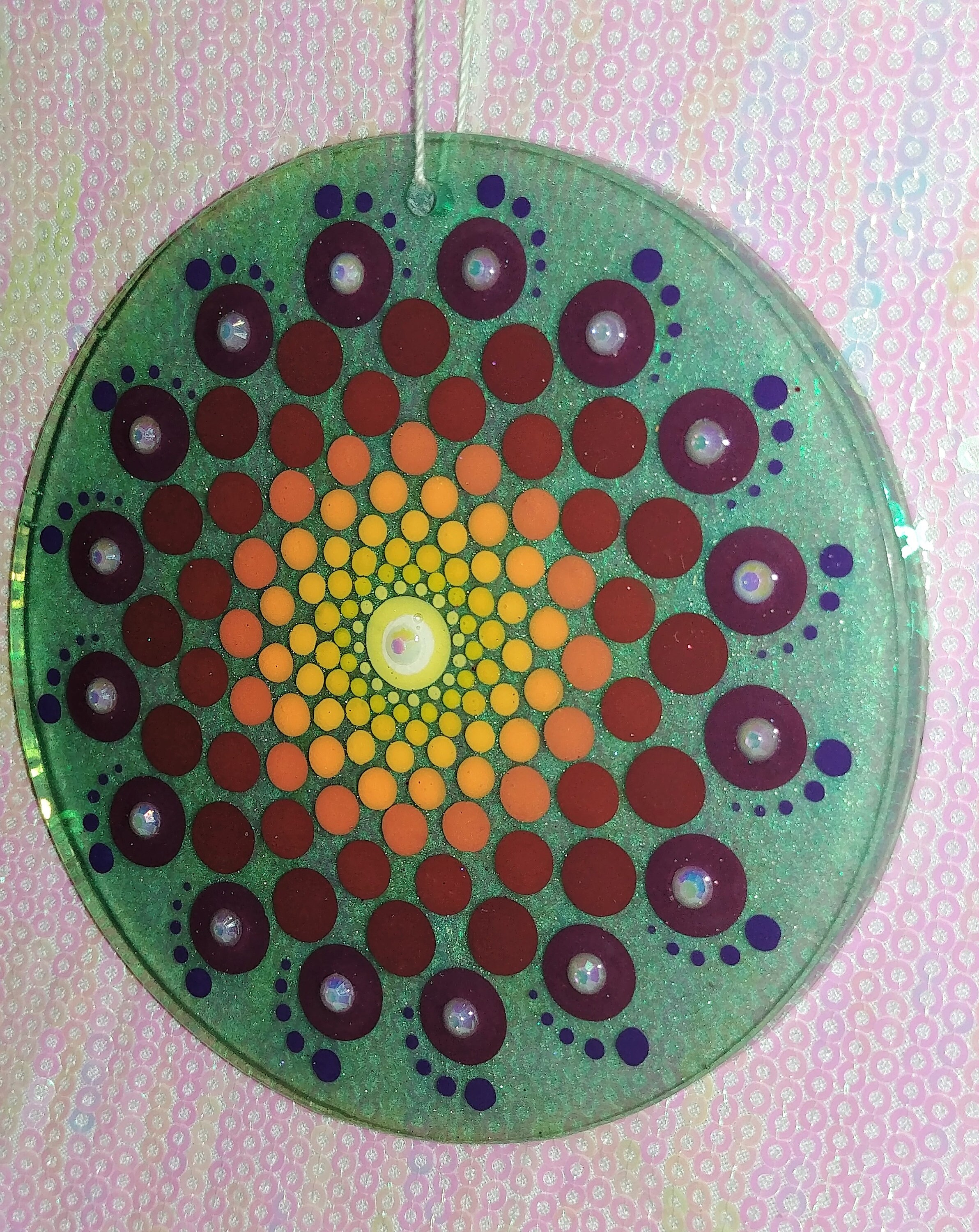 Dot Mandala Suncatcher peint sur un disque de résine de - Etsy France