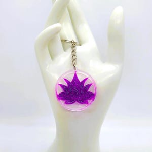 Small Eco-friendly Epoxy Resin Lotus Key Chain - Etsy