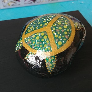 Handpainted Peace Sign Sea Turtle Dot Rock / Stone, Sealed W/ Resin ...