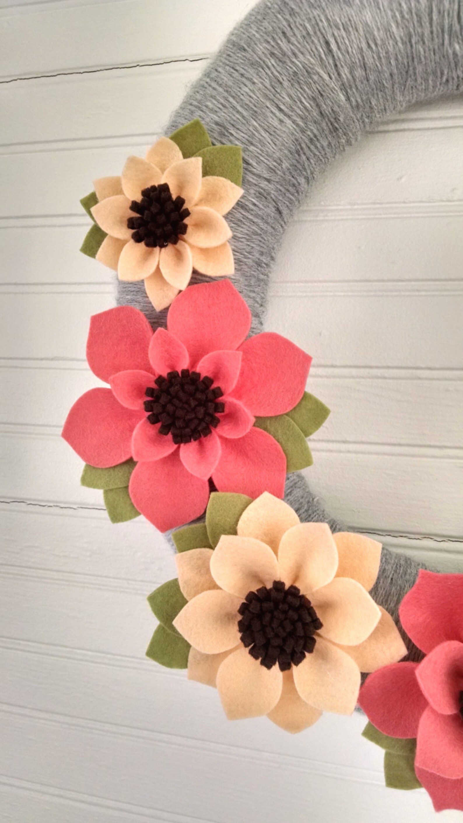 Spring Wreath Felt Flower Wreath Peach & Coral Wreath - Etsy