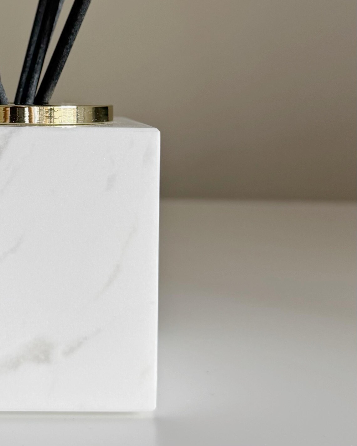 Carrara Marble Reed Diffuser - Etsy