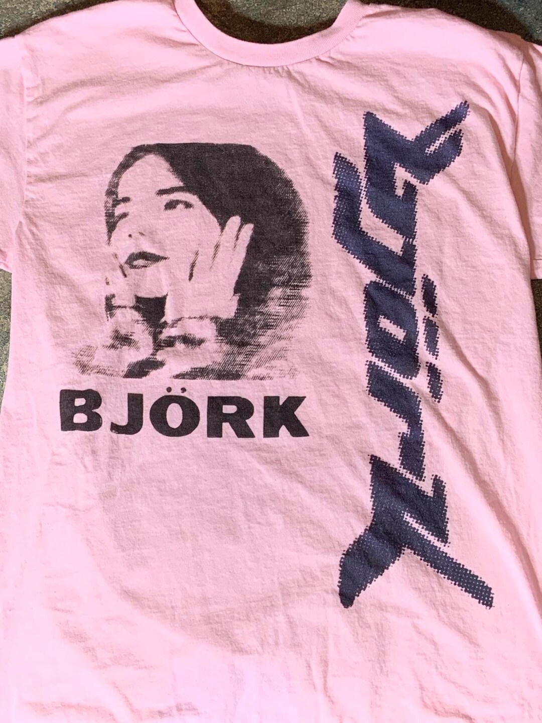 BJORK Medium Graphic Preowned T-shirt - Etsy