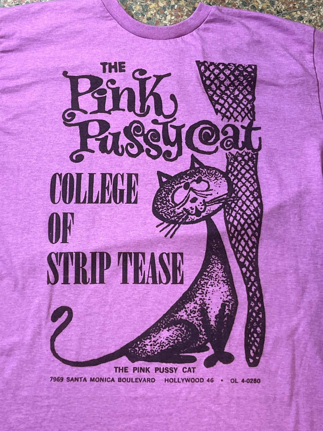 The Pink Pussycat Preowned Large T-shirt - Etsy