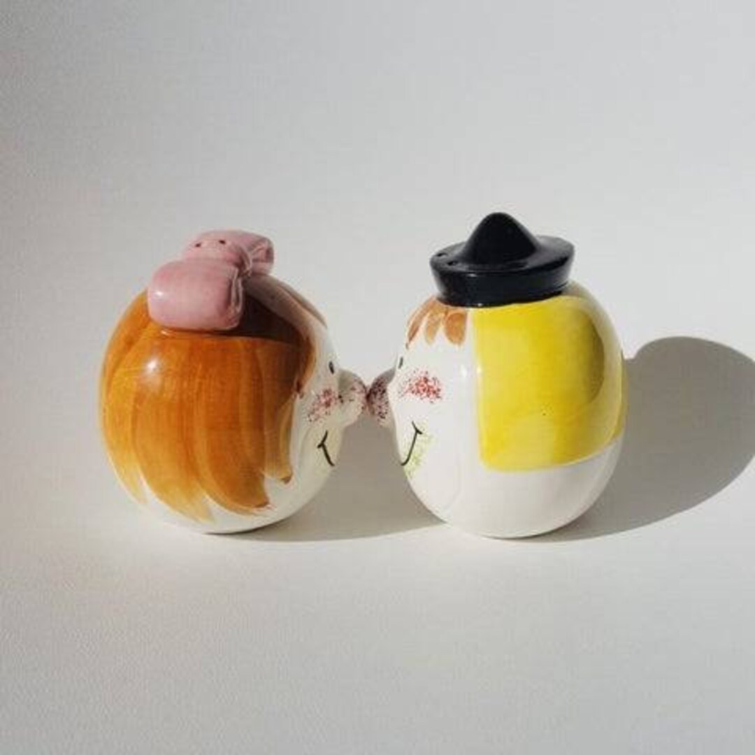 Vintage Salt & Pepper Shakers Anthropomorphic Boy and Girl Smiley Face ...