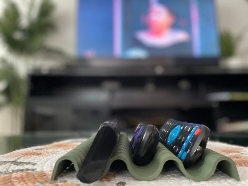 Wave Shape Remote Control Holder | Livingroom Organizer | Modern 3D ...