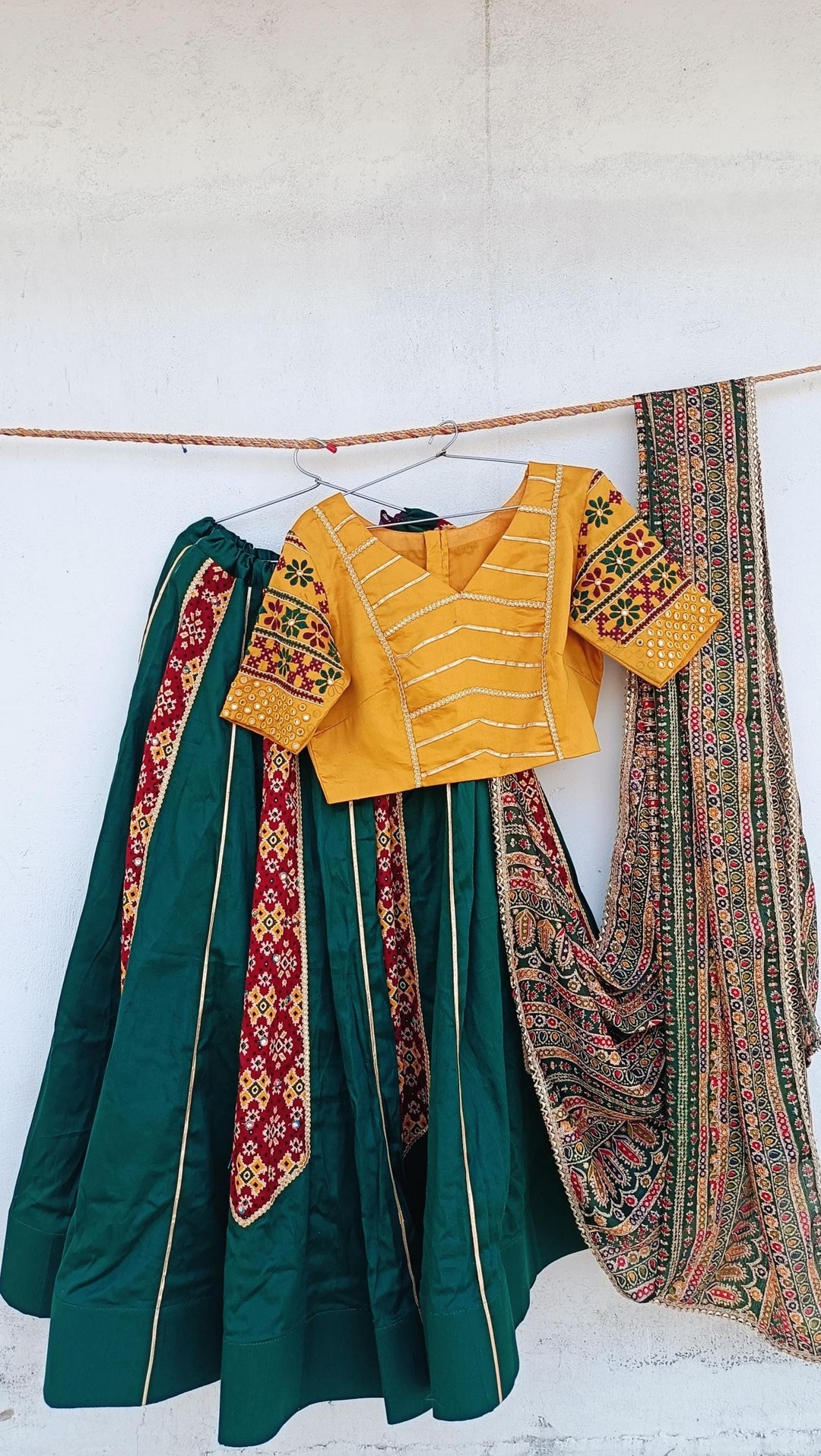 Traditional Chaniya Choli #indain Outfit #navaratridress #handwork ...
