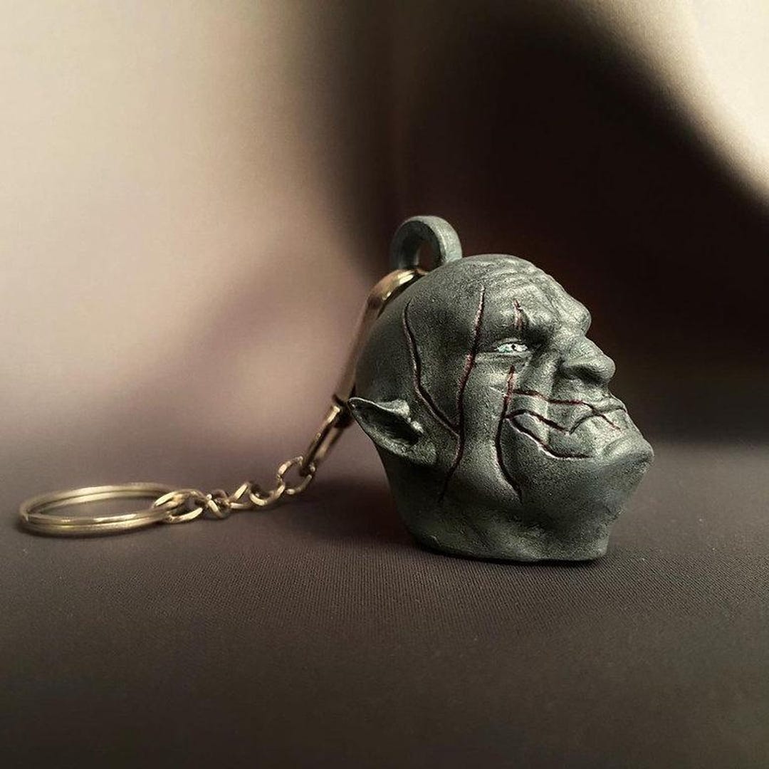 3D Printed 12K Resin Lord of the Rings Azog Keychain, Azog Keychain ...
