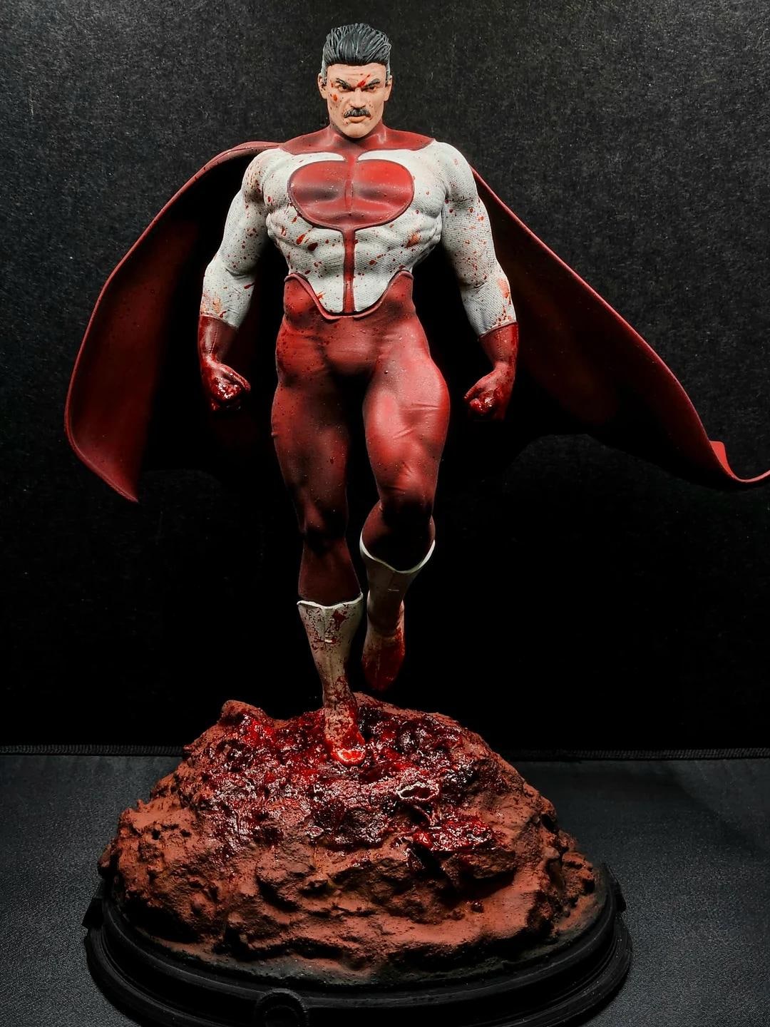 3D Printed 12K Resin Omni Man Statue, Omni Man Figurine, Gift Idea ...