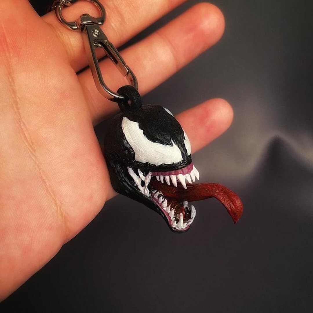 3D Printed 12K Resin Venom Keychain, Marvel Rivals Venom Keychain, Gift ...