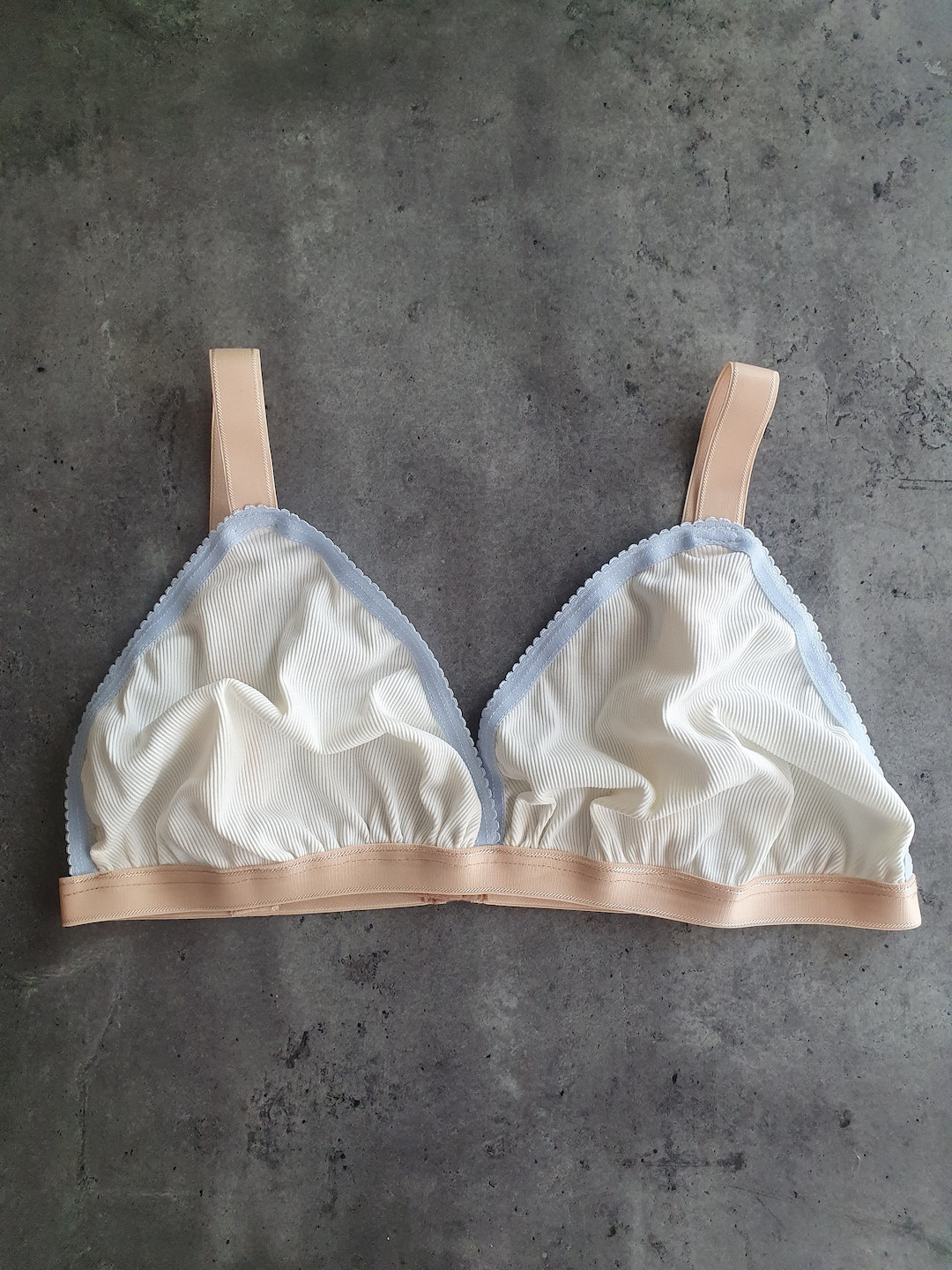 Cute Pastel Bralette, Ribbed White Bra, Comfy Lingerie, Seamless ...
