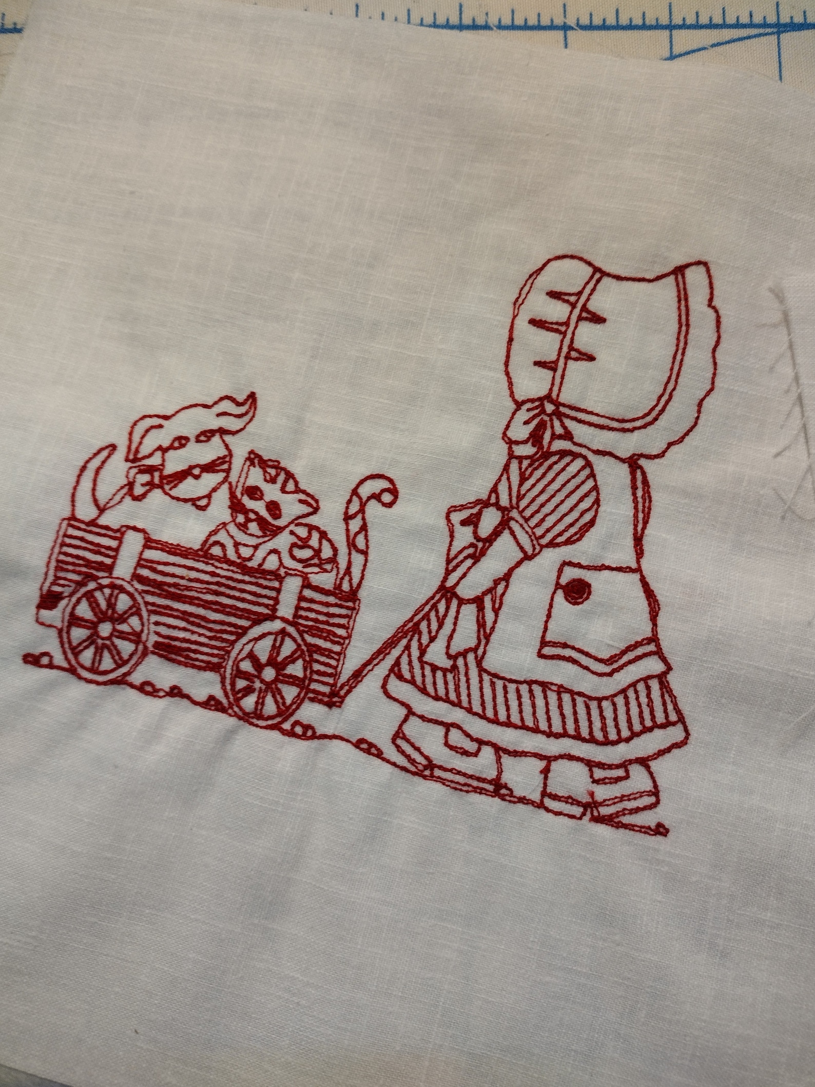 1ME. Vintage Machine Embroidered Redwork Quilt Blocks, Cuts Down to 9 1 ...