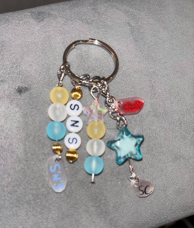 Homemade Sabrina Carpenter Short 'n' Sweet Keychain - Etsy