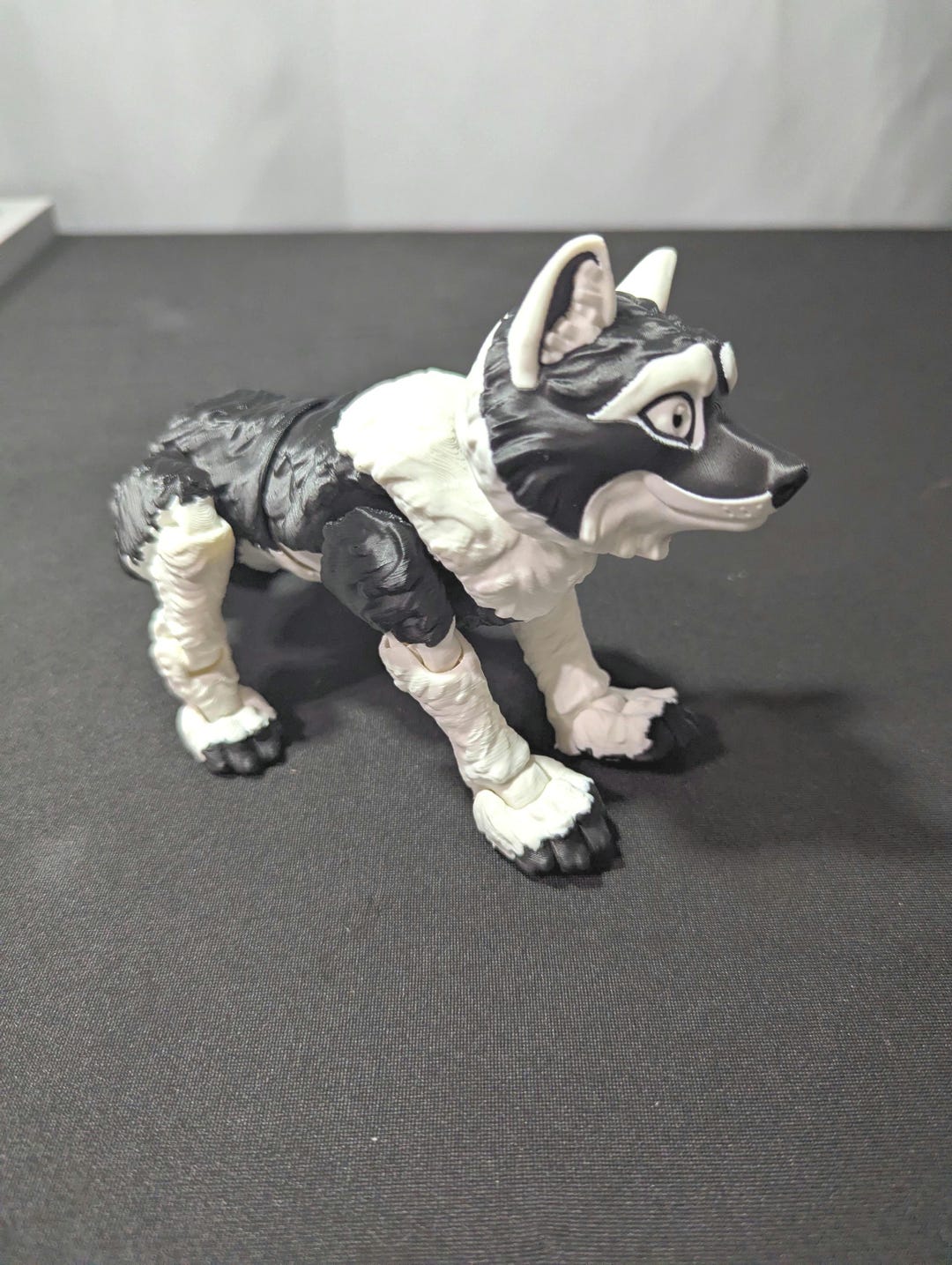 Articulated Wolf Figure With Interchangeable Heads – 3D Printed Wolf ...