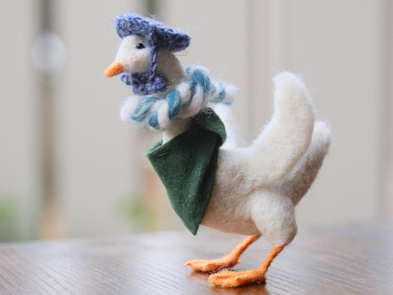 Tutorial PDF White Goose With Scarf, Standable Goose Doll Tutorial ...