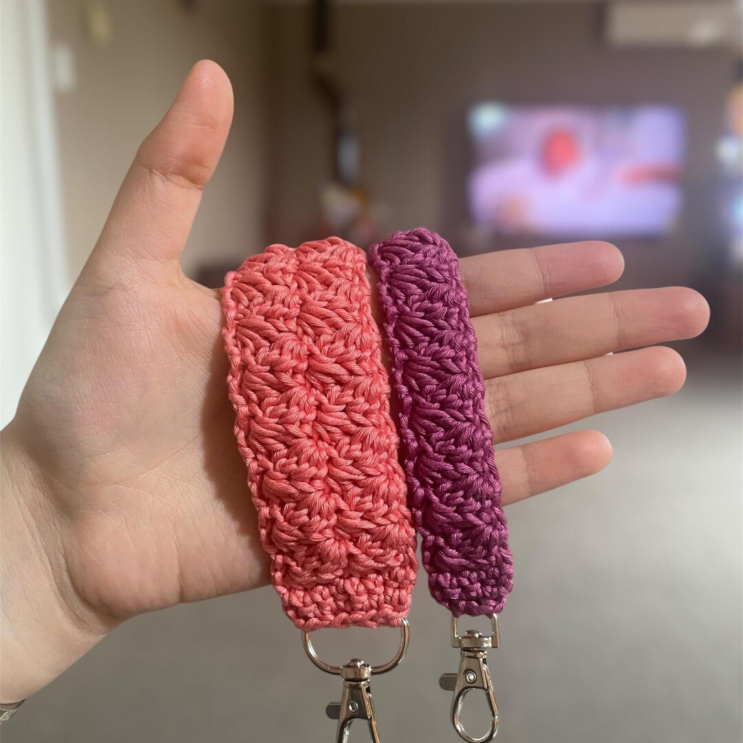Quick Stitch Crochet Wristlet Pattern - Etsy