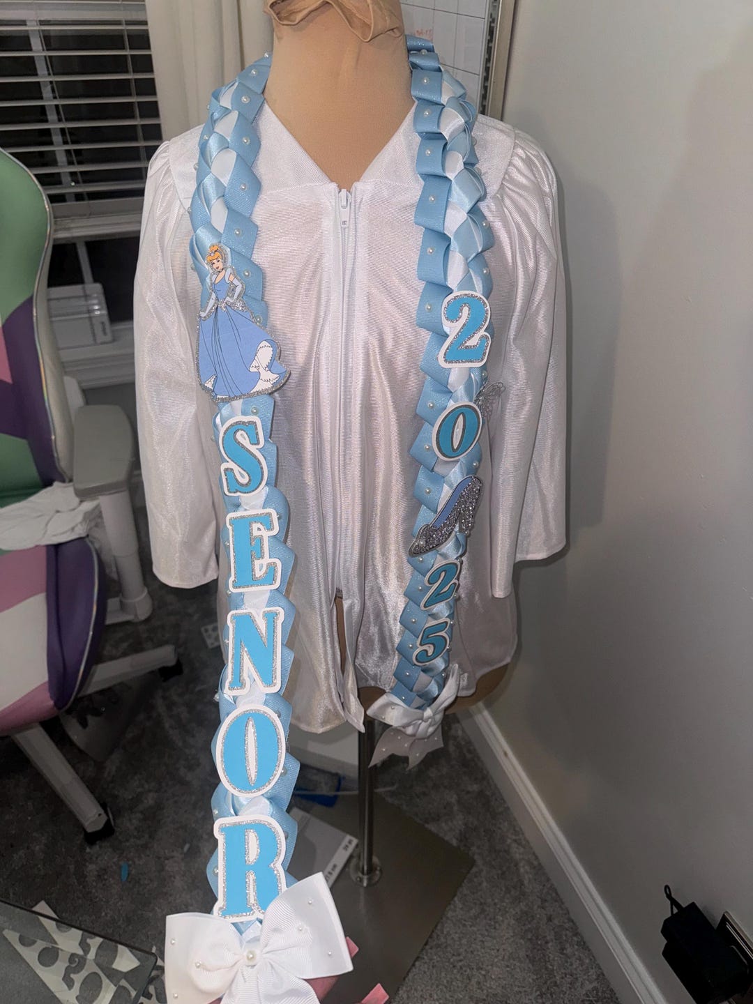 Cinderella Graduation Lei - Etsy
