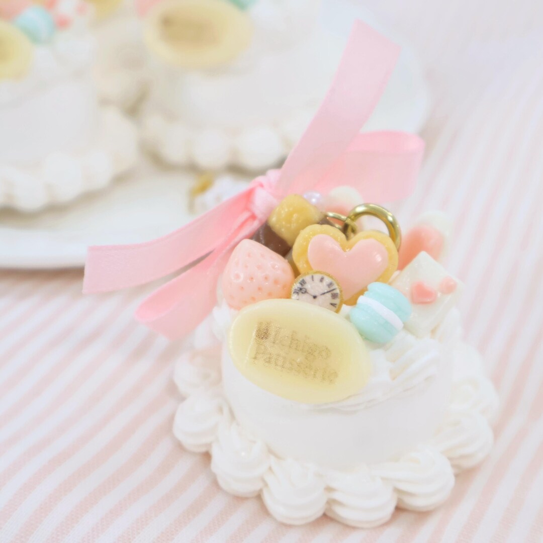 Alice in Wonderland Decoden Cake Cute Sweets Keychain Fake Dessert ...