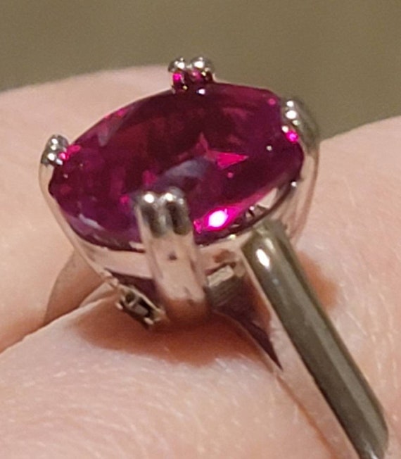 Beautiful Oval Lab Grown Ruby Solitaire Ring. 4 ctw! - Gem