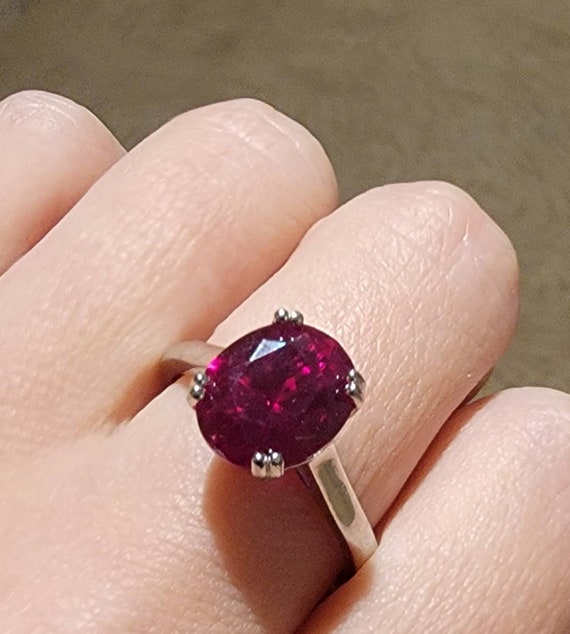 Beautiful Oval Lab Grown Ruby Solitaire Ring. 4 ctw! - Gem