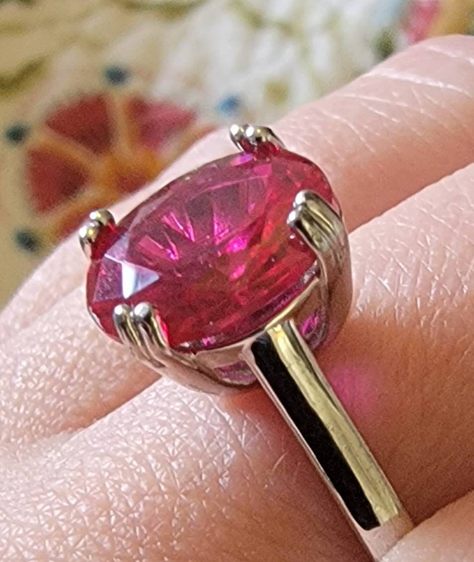 Beautiful Oval Lab Grown Ruby Solitaire Ring. 4 Ctw - Etsy