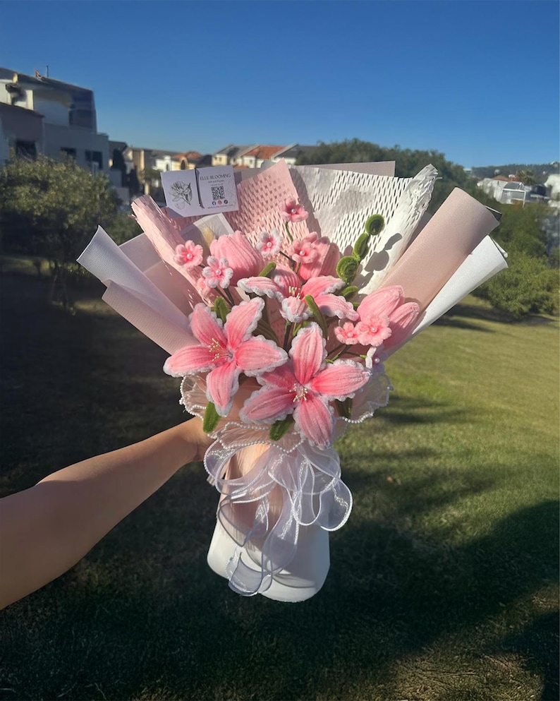 Handmade Pipe Cleaner Flower Bouquet, Everlasting Floral Gift - Etsy UK