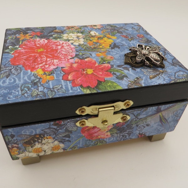 Vintage Keepsake Box - Etsy