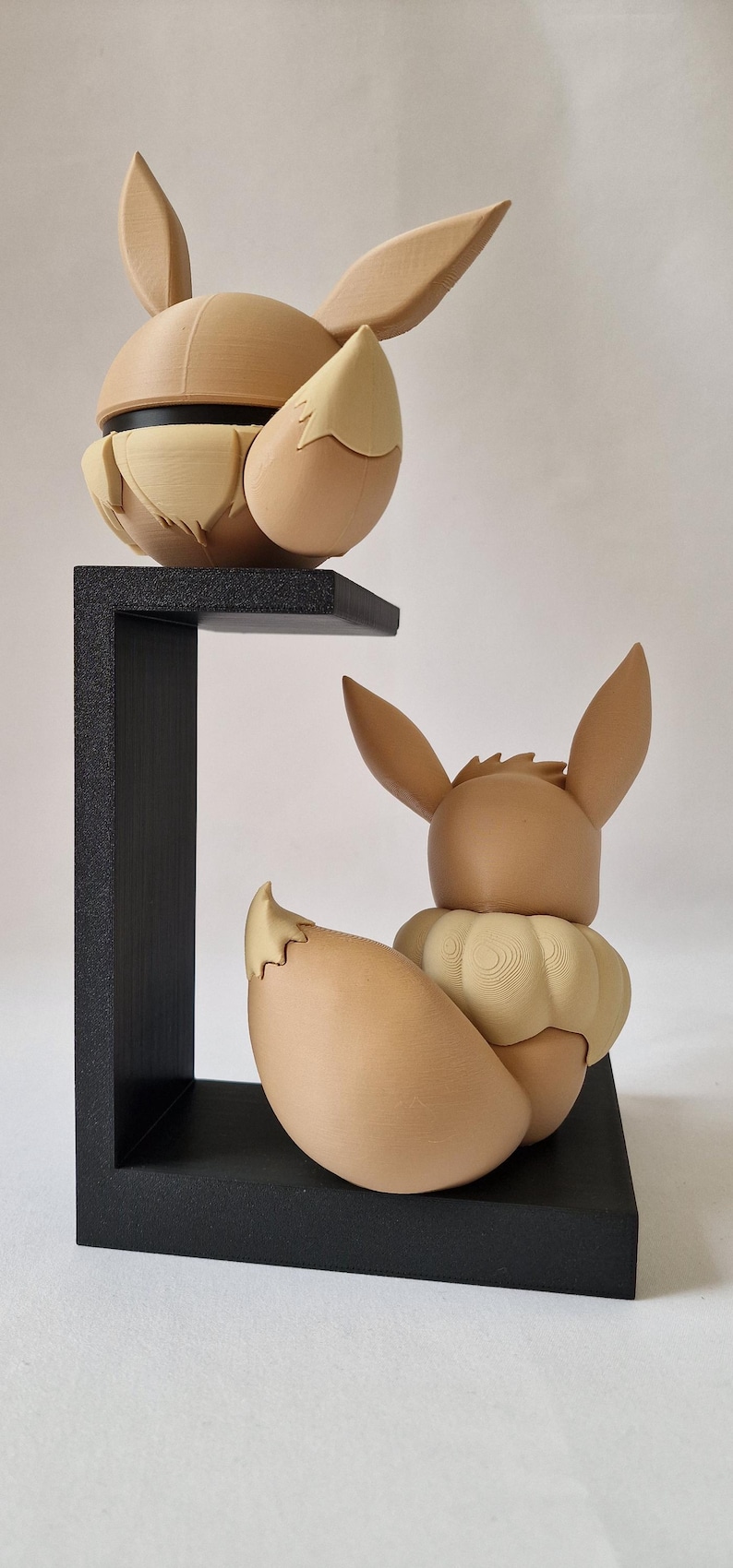Eevee Ball Collector’s Set – Eevee Figure + Exclusive Wall Display ...