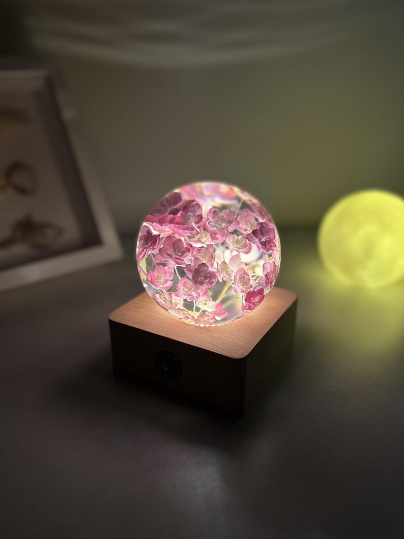 Personalized Pink Hydrangea Resin Night Light: Engraved Rechargeable ...