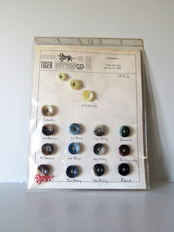 1942 Salesman Sample Button Card by Tiger Button Co New York | Etsy