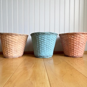 Shabby Chic Pastel Painted Baskets Set of 3 NEW OLD STOCK, Vintage ...