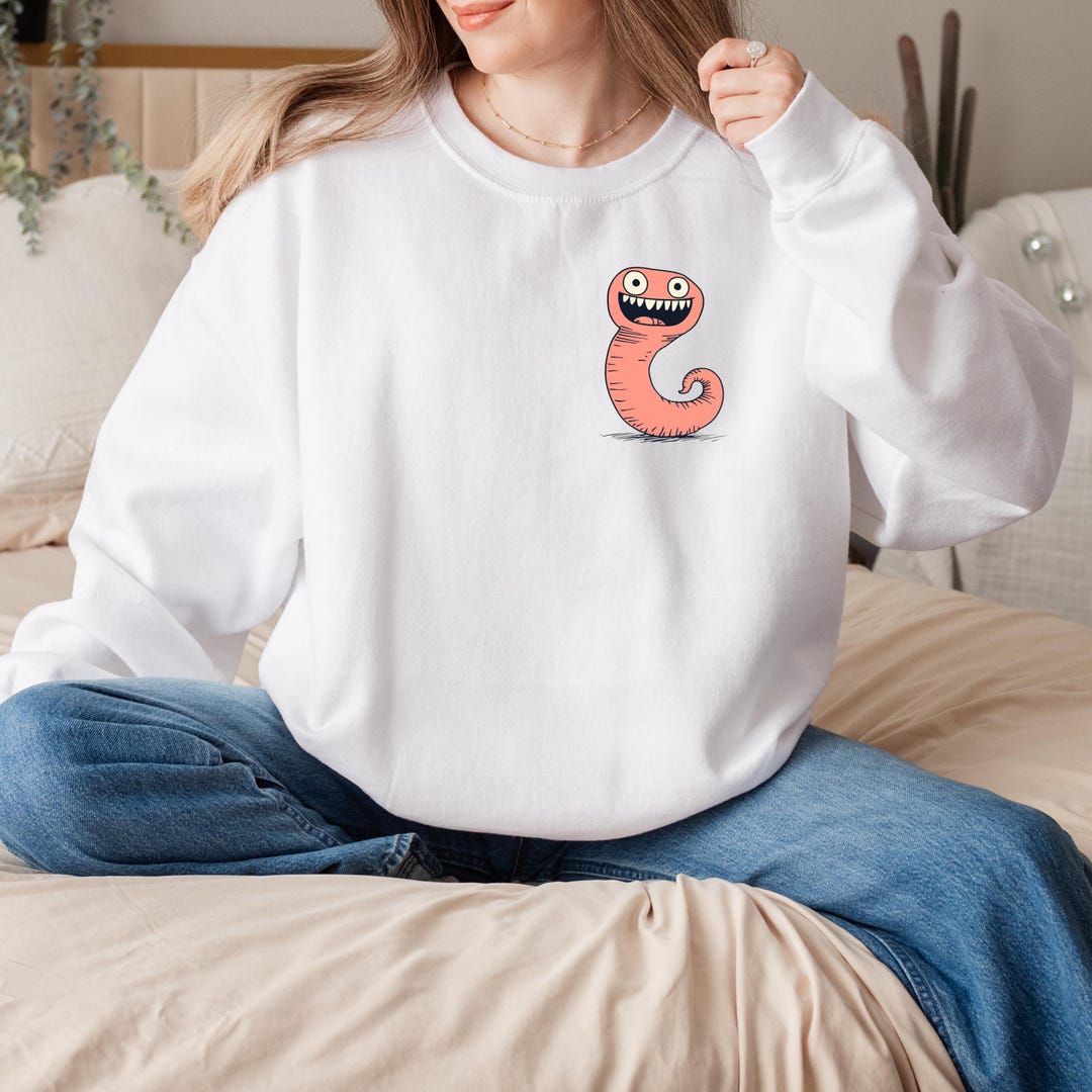 Worm Smiley Face Sweatshirt, Cute Cartoon Crewneck, Funny Retro ...