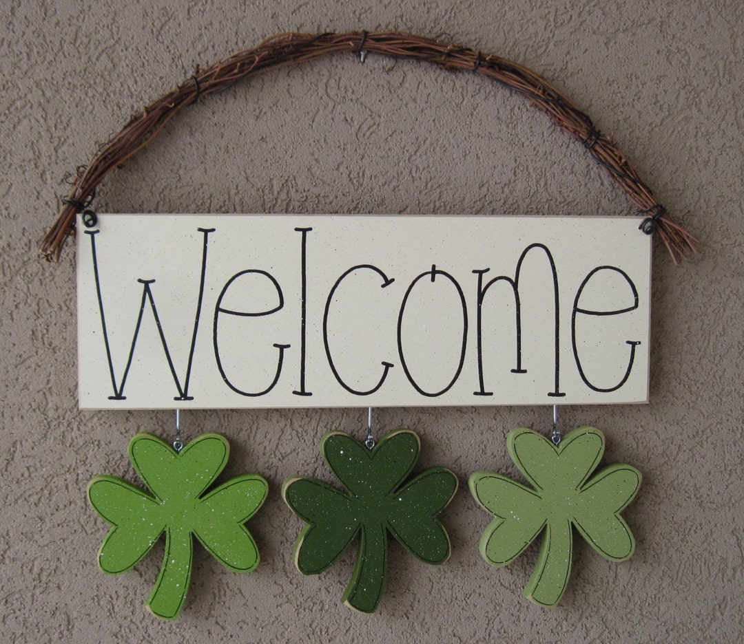 Monthly WELCOME SIGN (CLOVERS) for Wall and Home Decor - Etsy